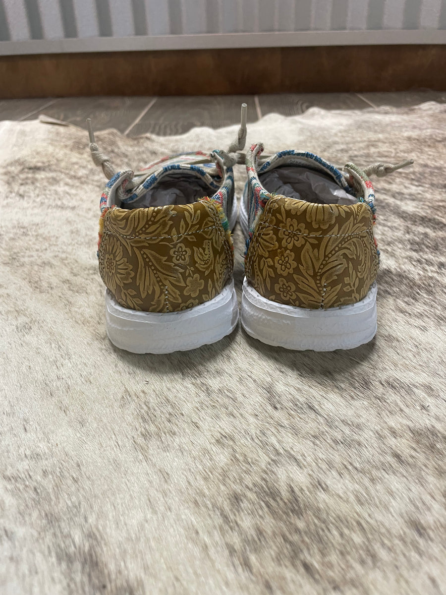 Aztec Slides – The Barefoot Boutique